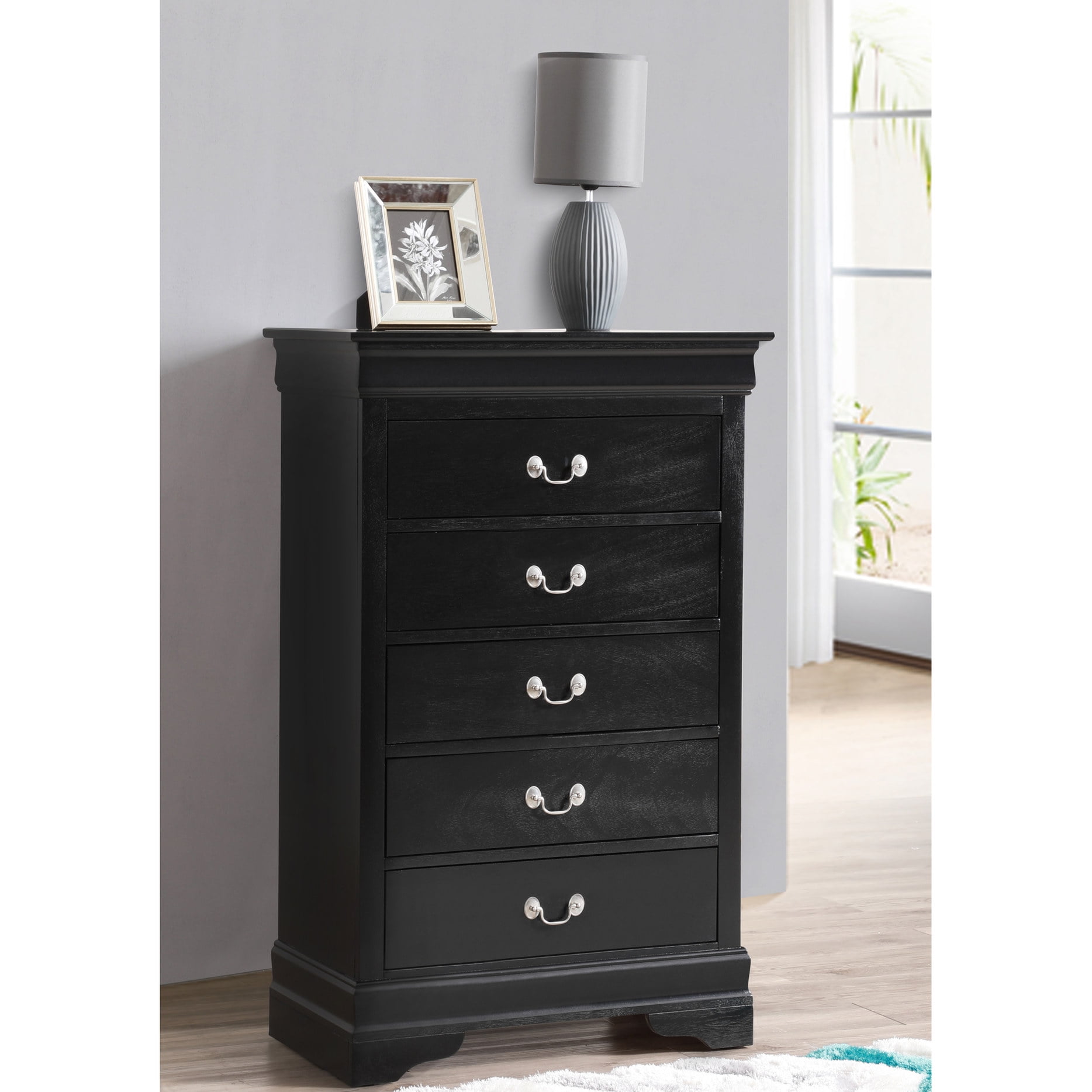 Chest with Metal Center Guides and Positive Stop - Safe Storage ...