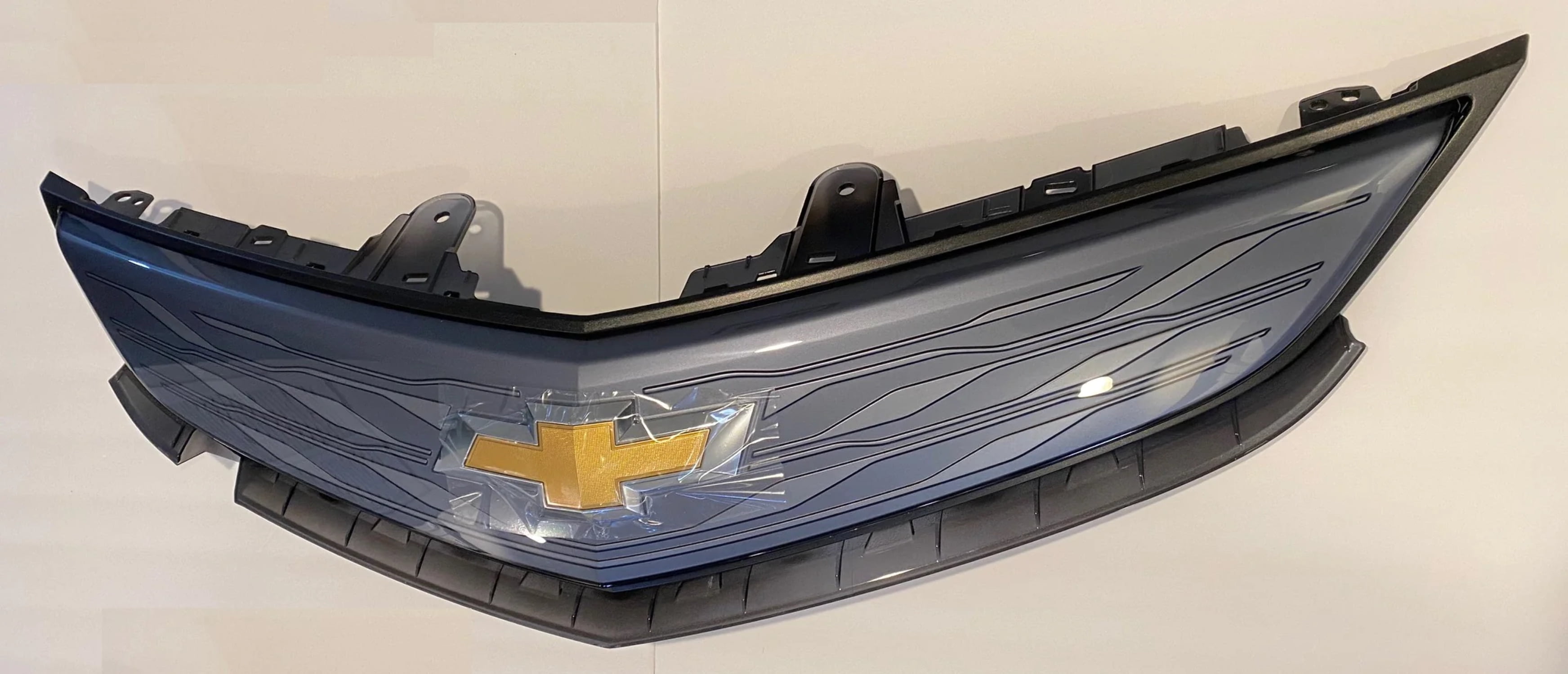 Chevy Bolt EV Front Upper Grille Assembly, Dark Silver, GM 42497944 ...