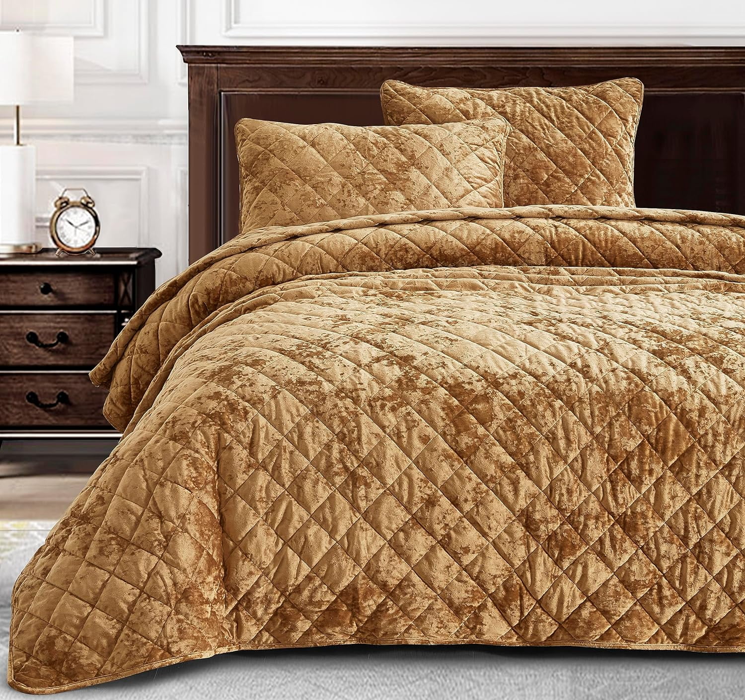 Chezmoi Collection Lux Caramel Gold Velvet Quilt Queen Set, 3-Piece ...