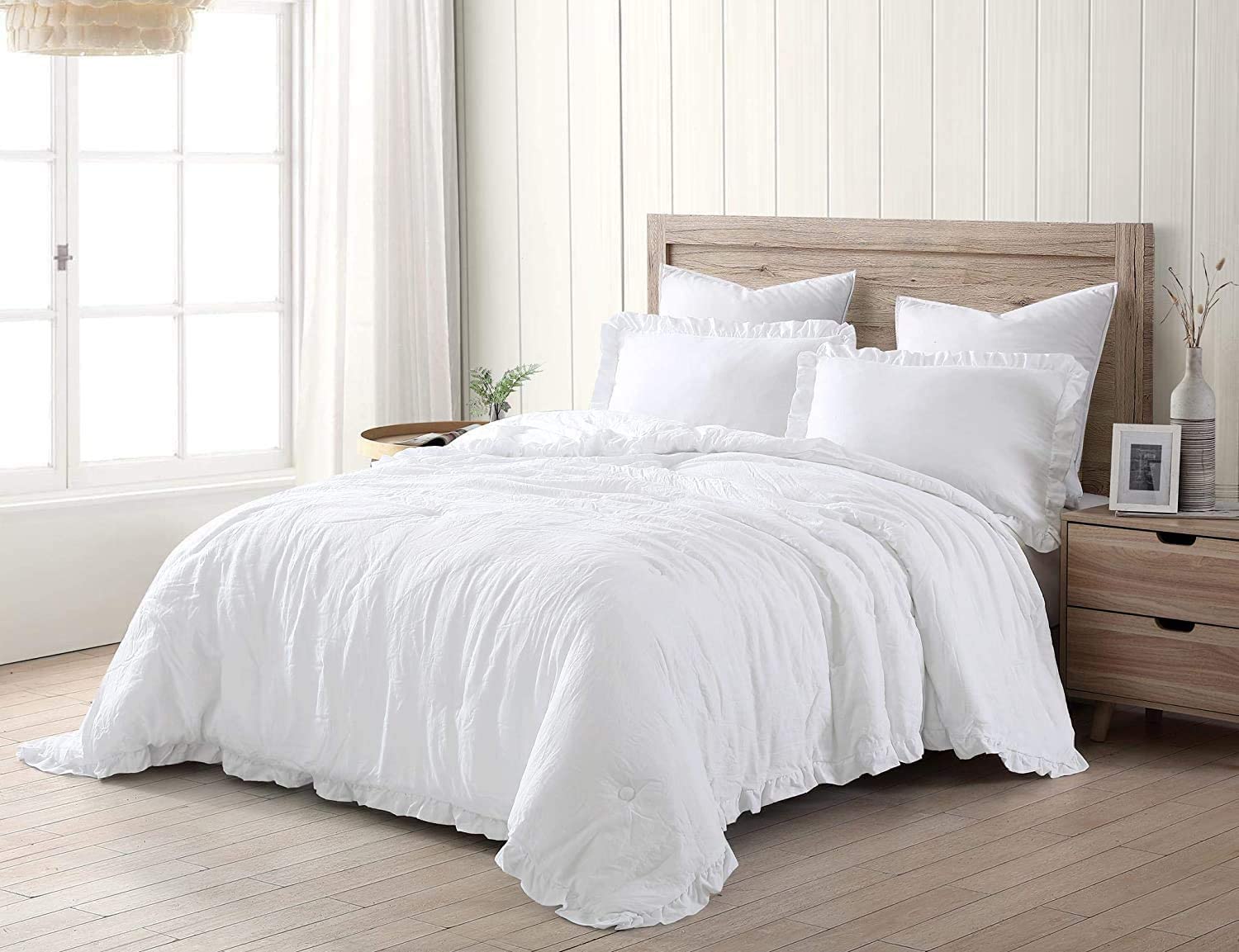 My Texas House Delphine 3-Piece Bright White Ruffle Comforter Set, King ...