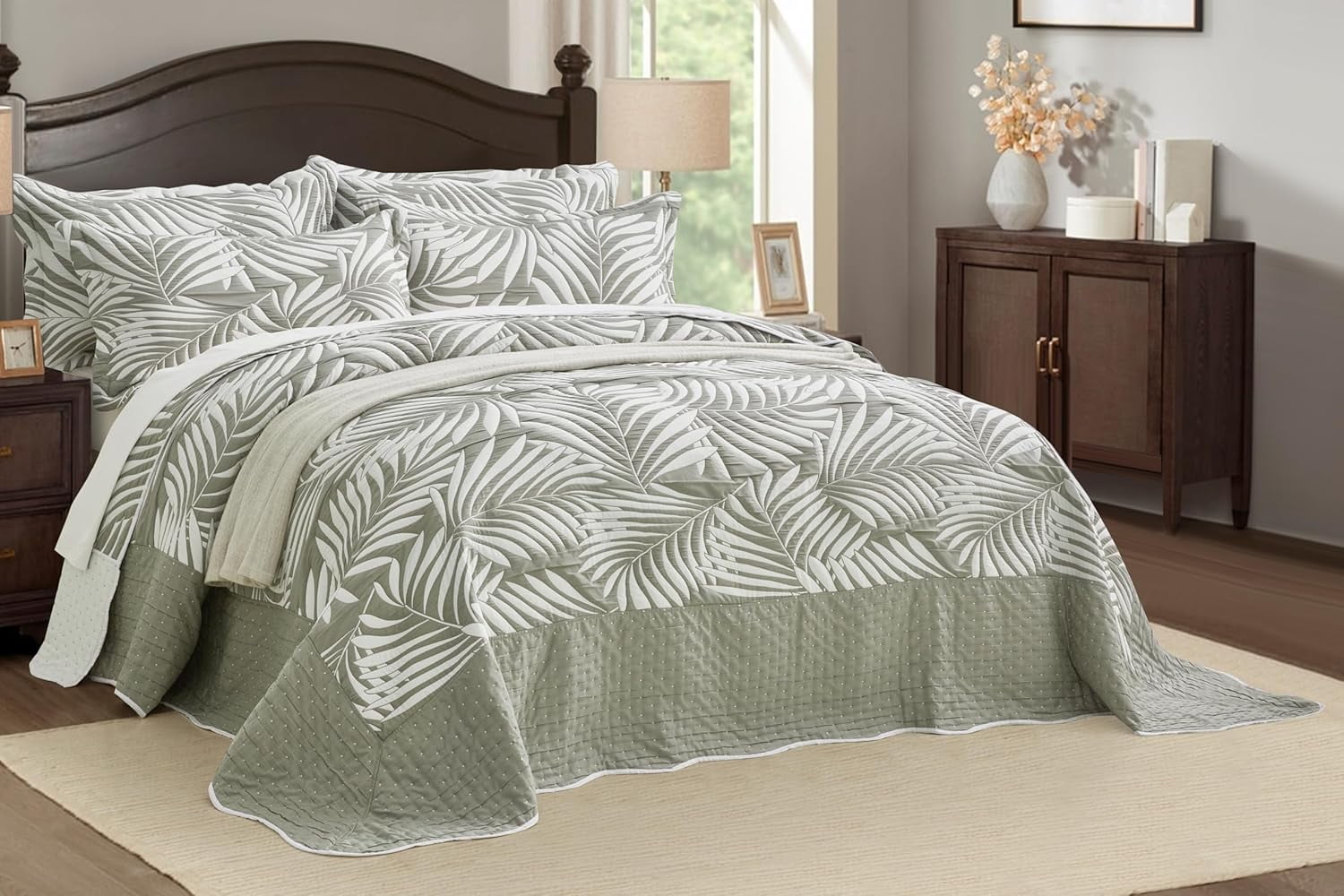 Chezmoi Collection Oversized Bedspread 138x122, Jacquard Matelasse Leaf ...