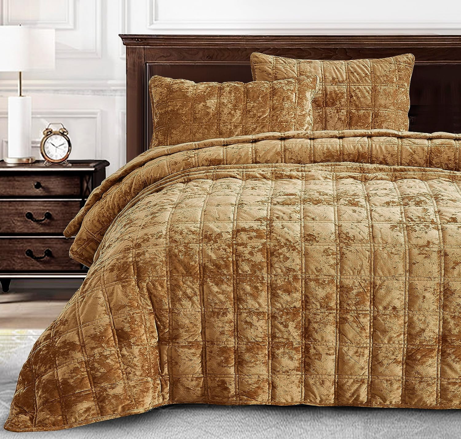Chezmoi Collection Piers 3-Piece Queen Velvet Quilt Set in Caramel Gold ...