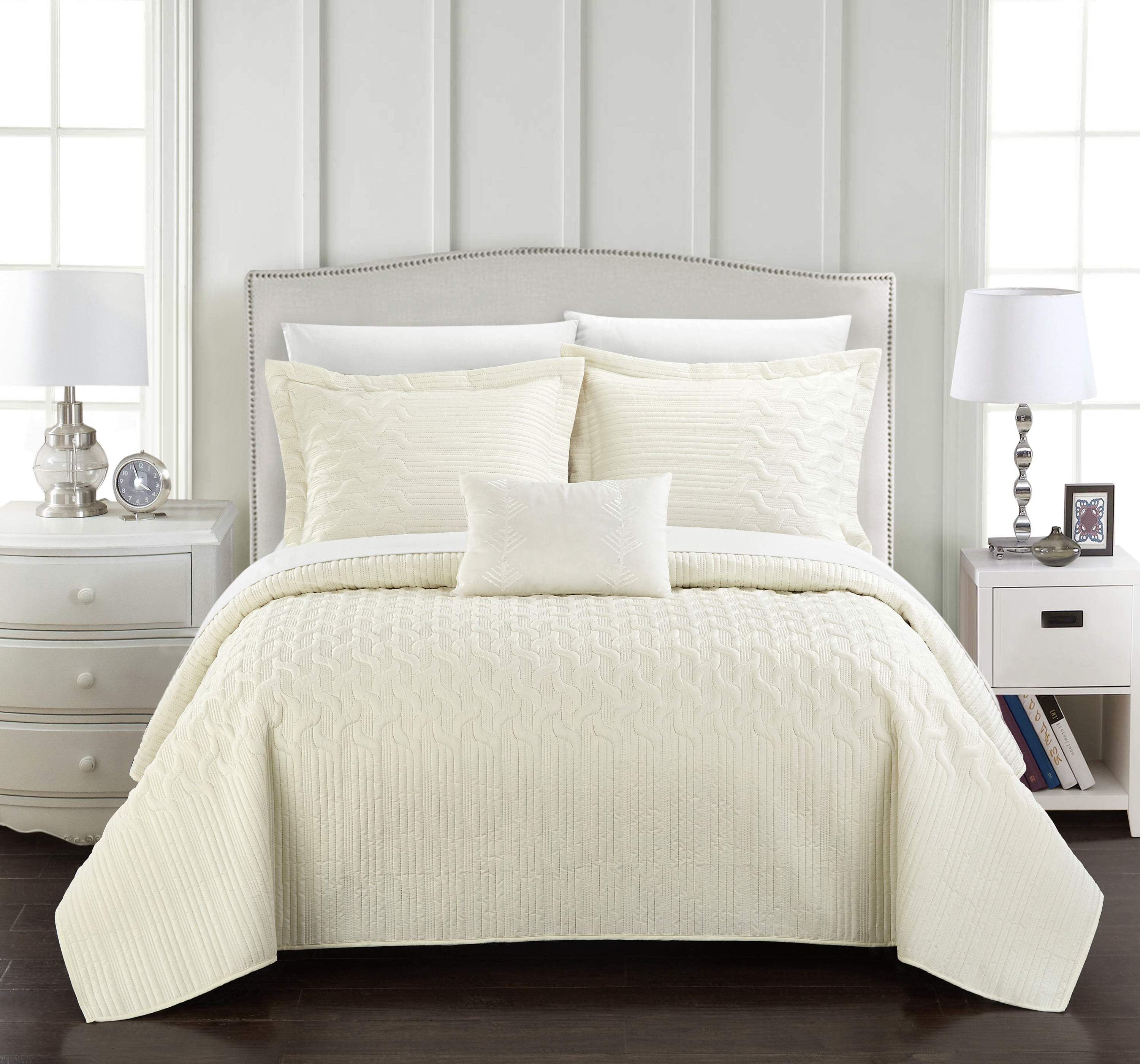 Chic Home Shala 3-Piece Applique Quilt Set, Twin, Beige - Walmart.com