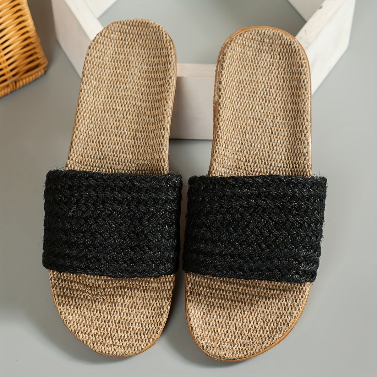 Chic Summer Women's Slides - Lightweight Comfort, Stylish Woven Design ...
