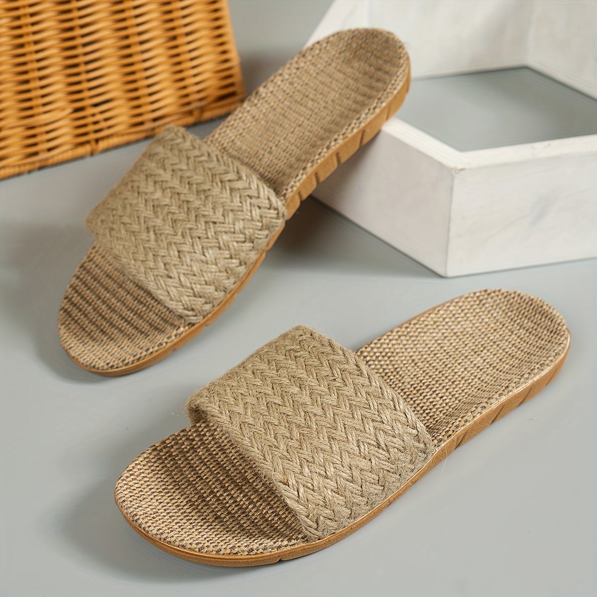 Chic Summer Women's Slides - Lightweight Comfort, Stylish Woven Design ...