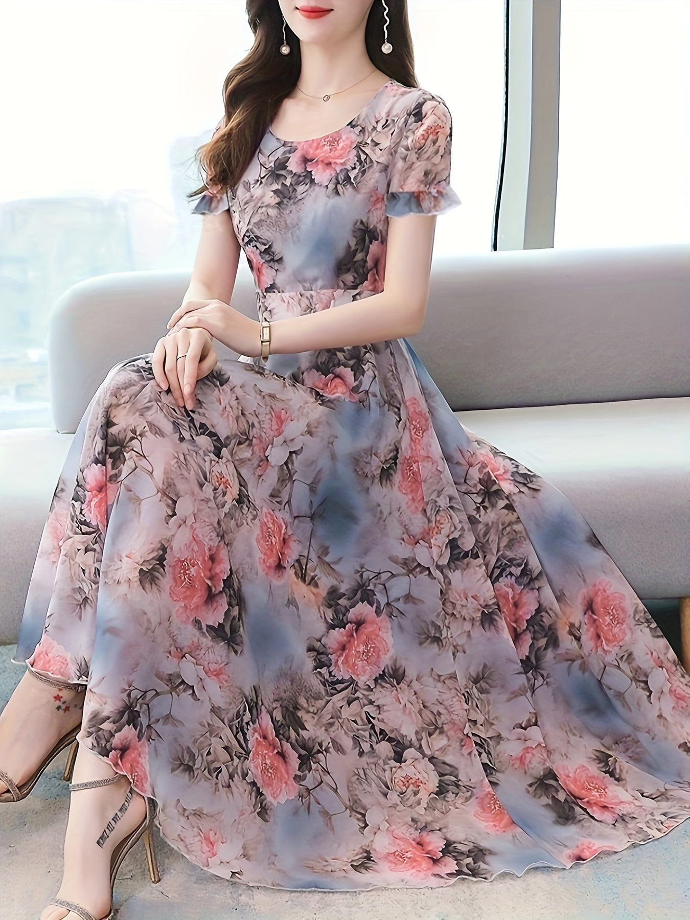 Chic & Timeless Floral Print Dress: Elegant Crew Neck, Easy-Care Fabric ...