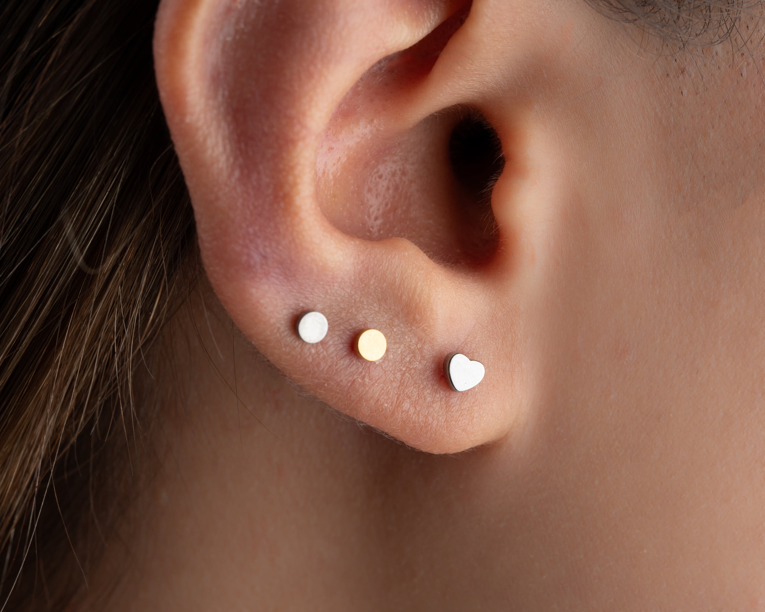 ChicBianca Surgical Steel Double Sided Screw Back Dot Stud Earrings ...