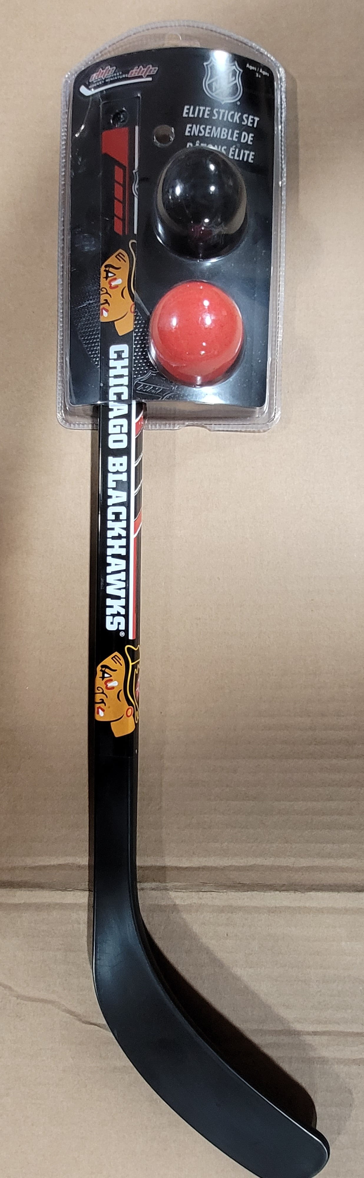 Chicago Blackhawks Team Licensed Elite Hockey Stick Set - Walmart.com