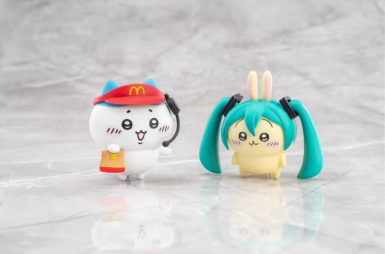 Chiikawa Hachiware gi Cute Gift Hatsune & McDonald's Figure Resin White ...