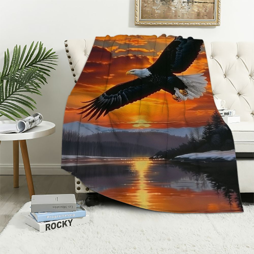 Chilfamy Eagle Blanket Sunset Hawk Flying Falcon Blanket Soft Fuzzy ...