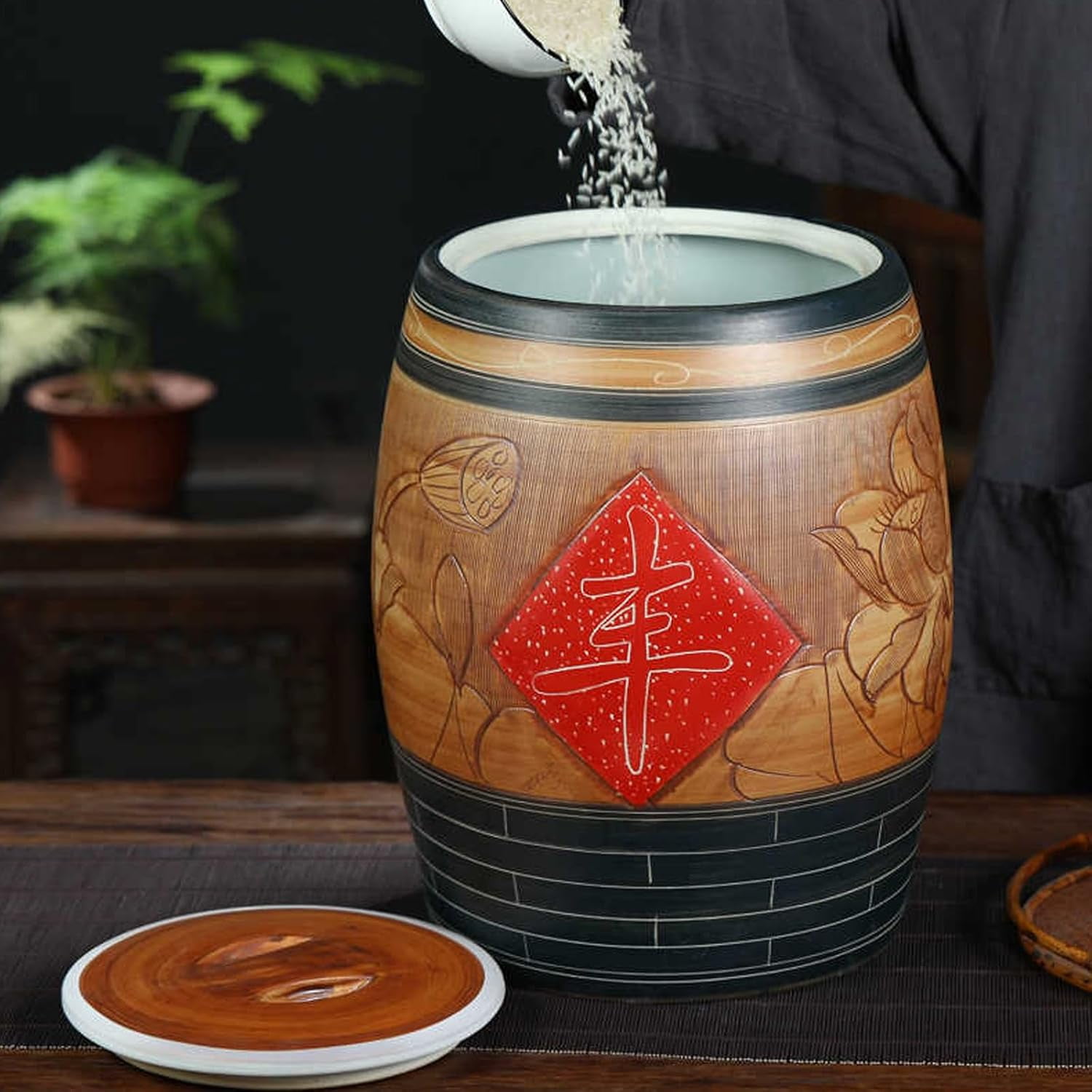 Chinese Sealed Ceramic Rice Bucket Rice Jar, Ceramic Rice Storage ...