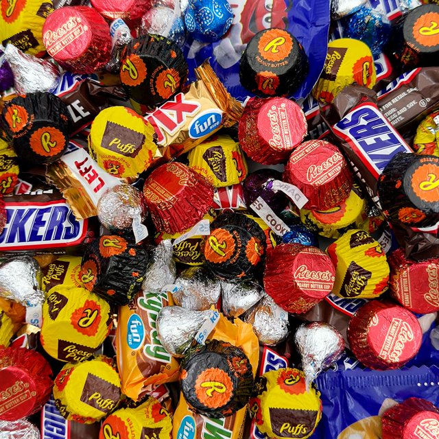 Chocolate Candy Assortment - Famous Brands' Delights, Individually ...