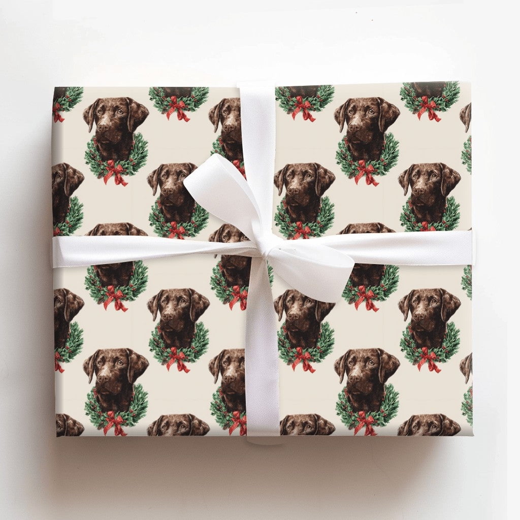 Chocolate Labrador Retriever with Christmas Wreath Holiday Gift ...