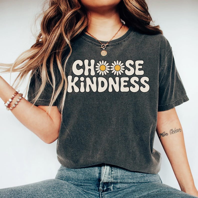 Choose Kindness T-Shirt for Women, Cute Be Kind Daisy Graphic Tee, Back ...