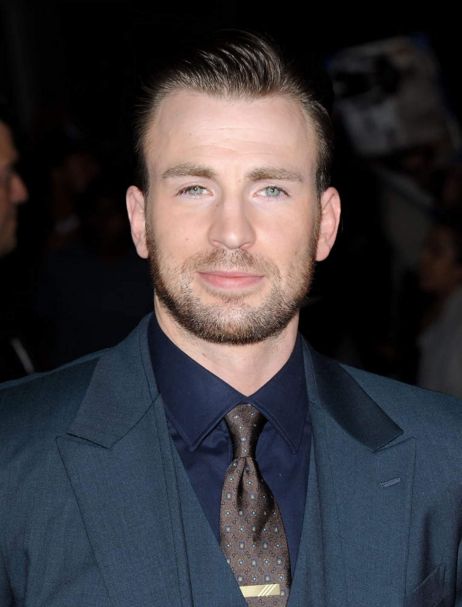 Chris Evans At Arrivals For Before We Go Premiere, Arclight Cinemas ...