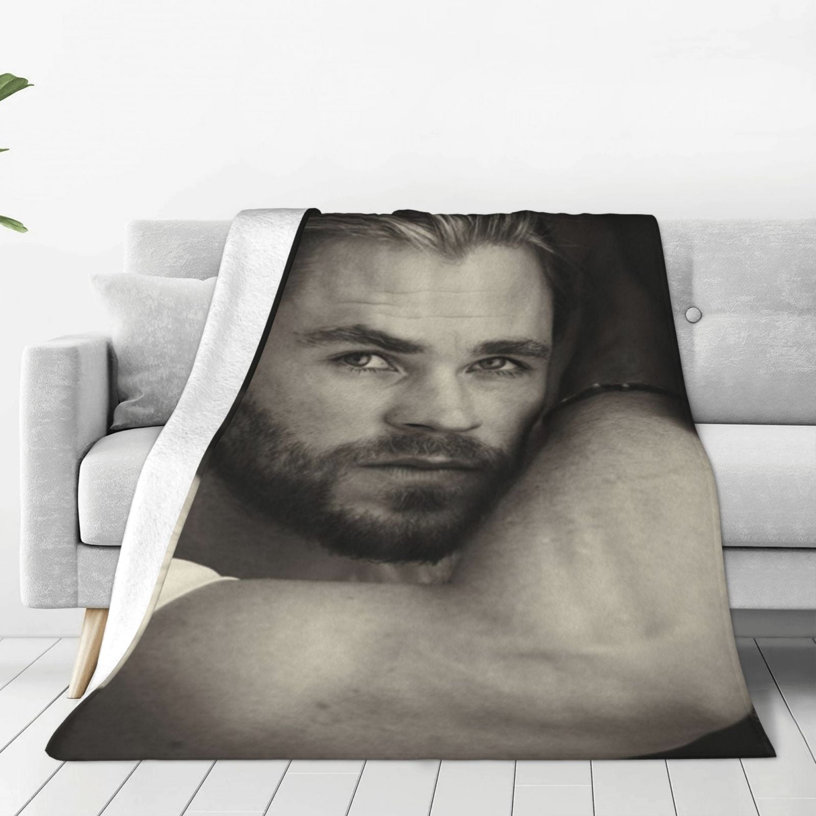 Chris Hemsworth Fleece Throw Blanket, Ultra Soft Cozy Luxury Fuzzy ...