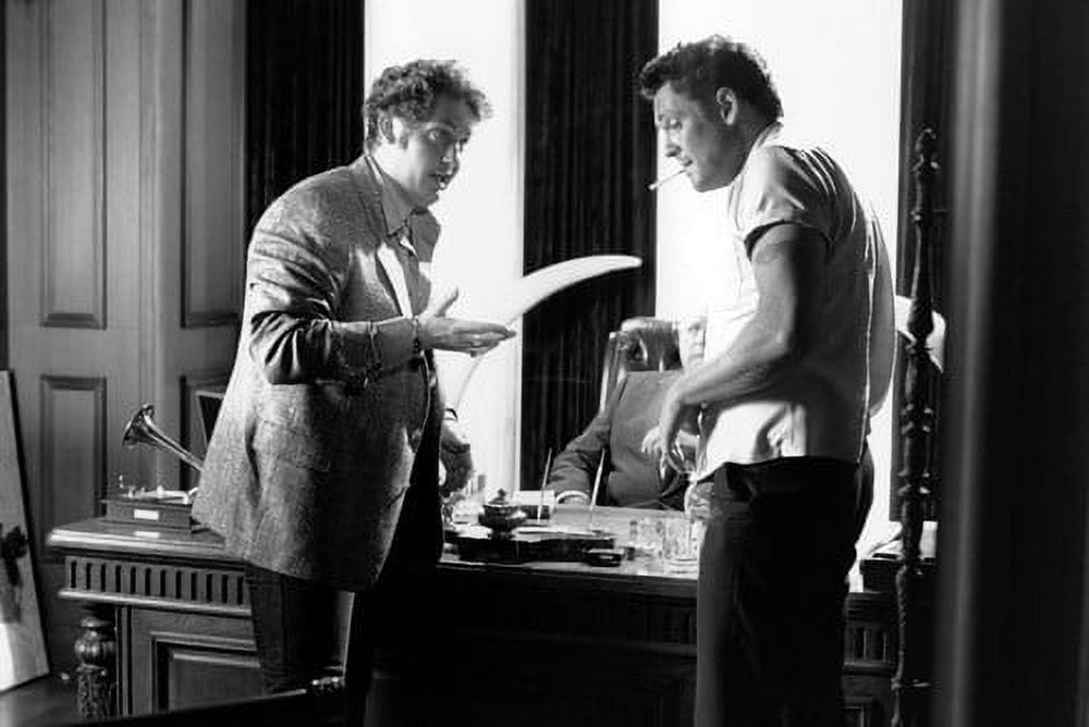 Chris Penn Michael Madsen in Lawrence Tierney Office Reservoir Dogs ...