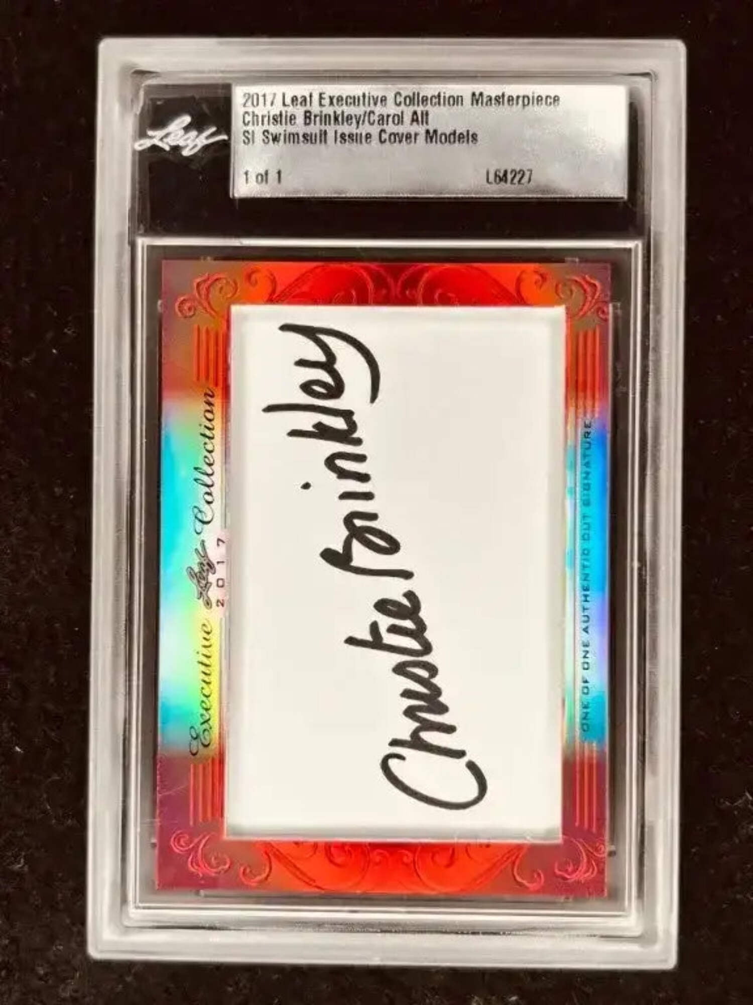 Christie Brinkley and Carol Alt 2017 Leaf Masterpiece Cut Signature ...