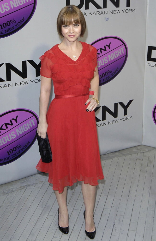Christina Ricci At Arrivals For Dkny Delicious Night Fragrance Launch ...