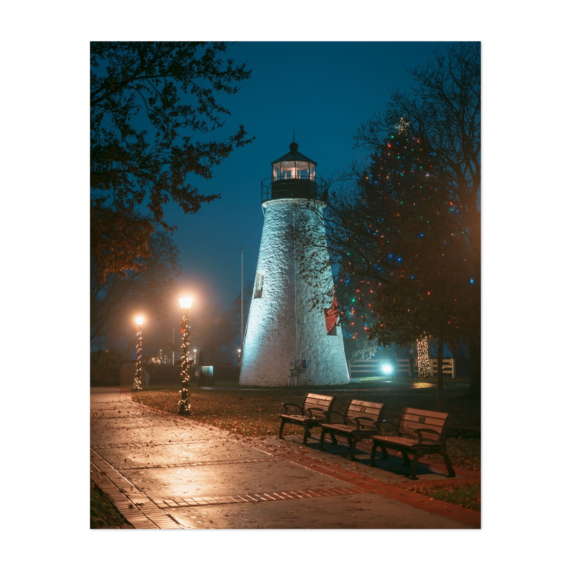 Christmas at Concord Point Lighthouse, Havre de Grace - Havre de Grace ...