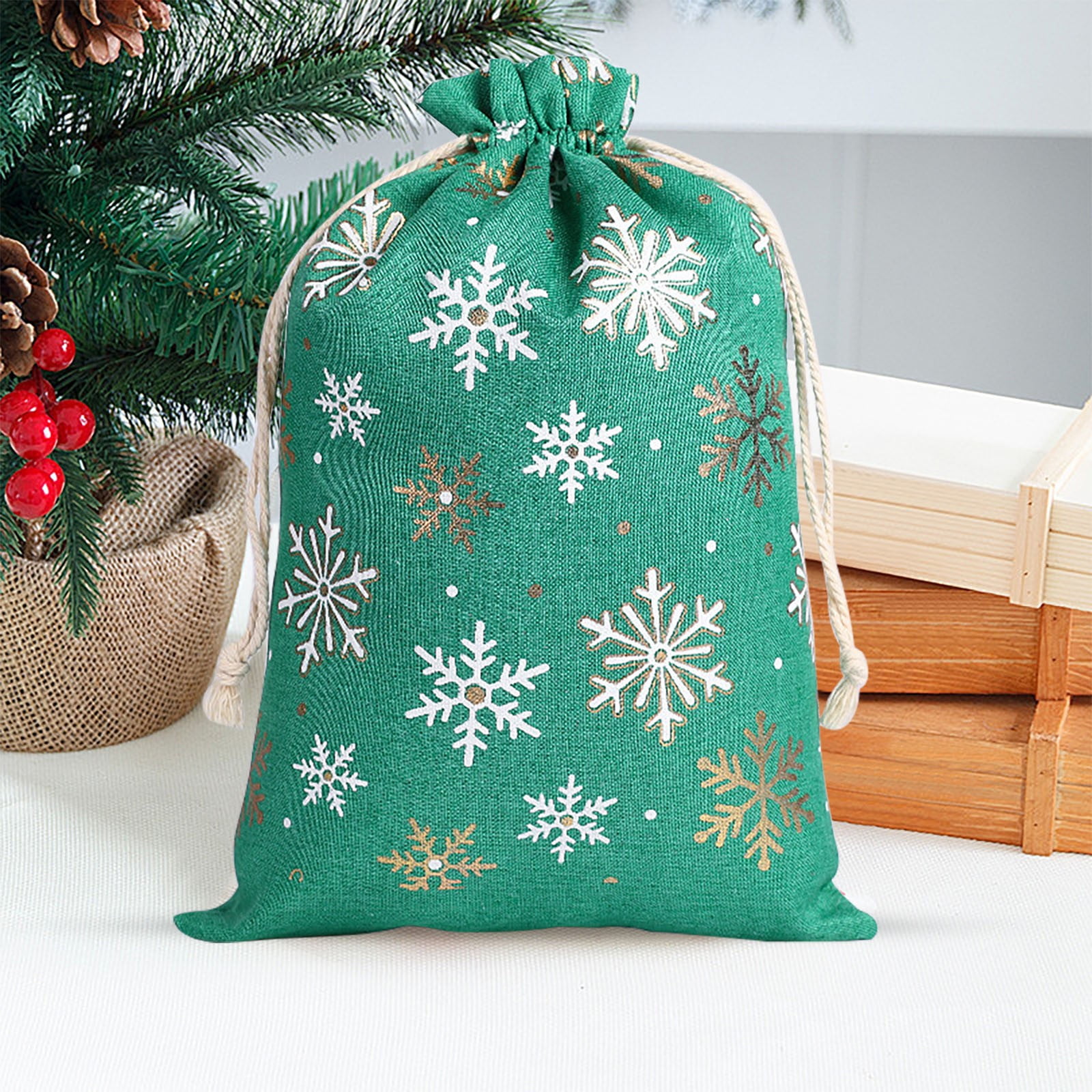 Christmas Drawstring Bags Bulk Large Xmas Gild Drawstring Cloth Gift ...