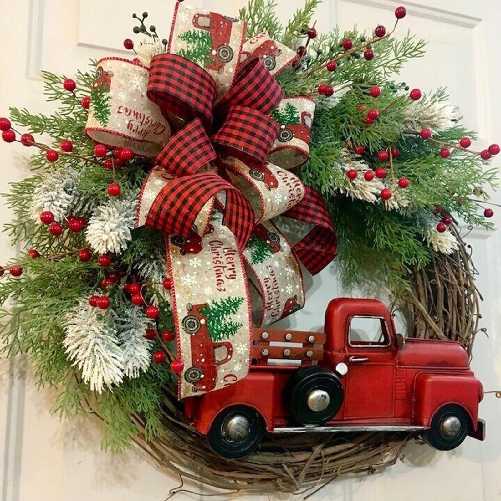 🎁 Christmas Gifts Christmas Wreath with Truck, Farmhouse Wreath with Pine Berry Rustic Christmas ...