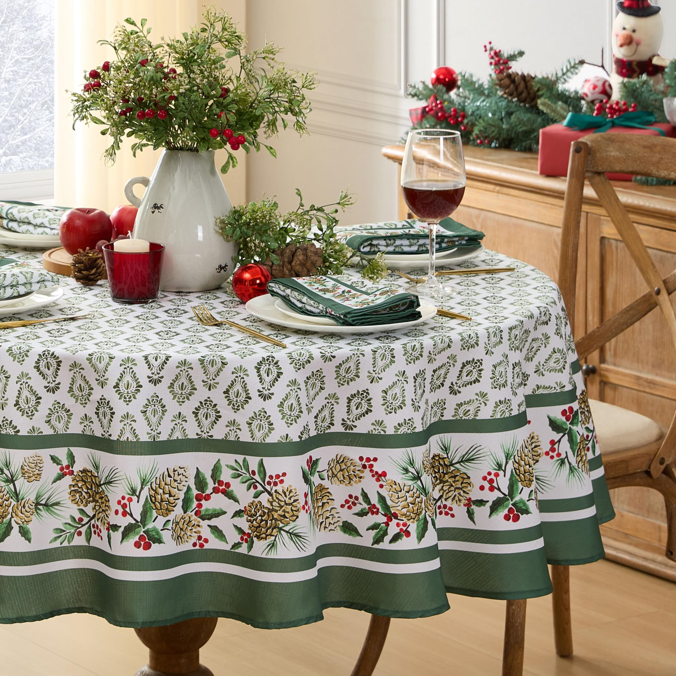 Christmas Holiday Holly Pinecone Hunter Green Border 70 inch Round ...