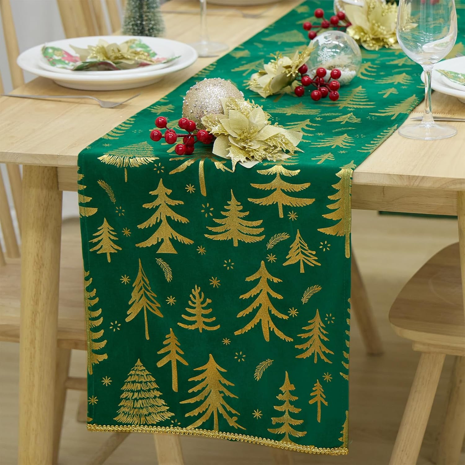 Christmas Lavish Green Gold Velvet Table Runner Winter Seasonal ...