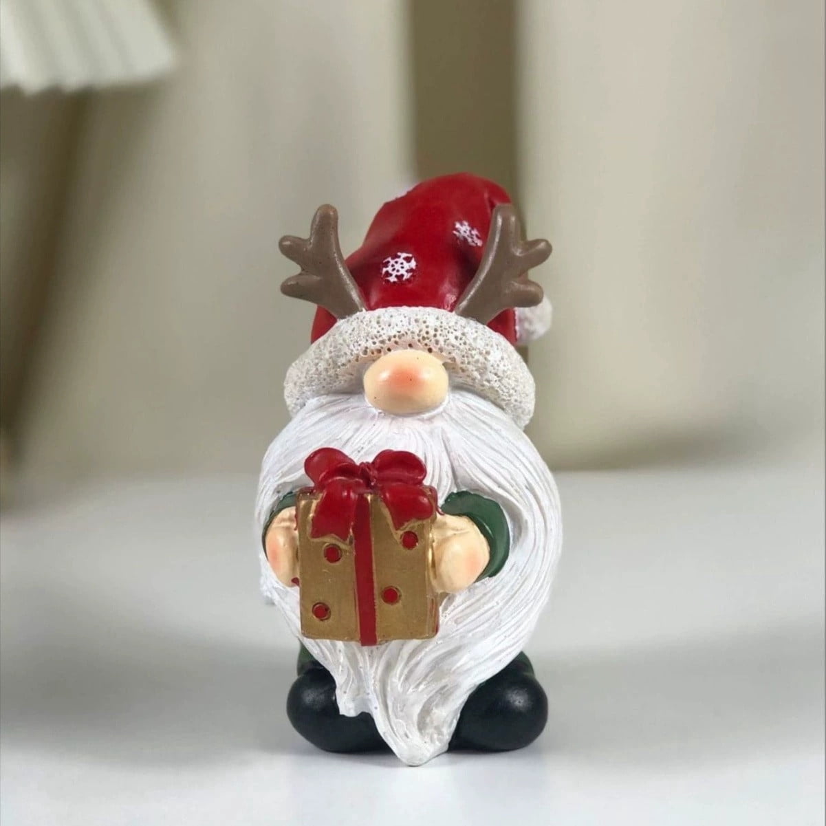 Christmas Santa Claus Resin Figurine with Gift & Tree - Festive Holiday ...
