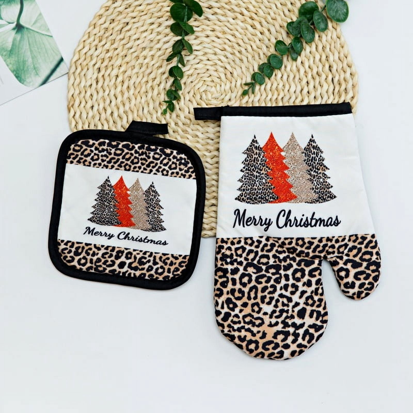 Christmas-Themed oven Mitts and Pot Holders Set - Heat Resistant, Non ...