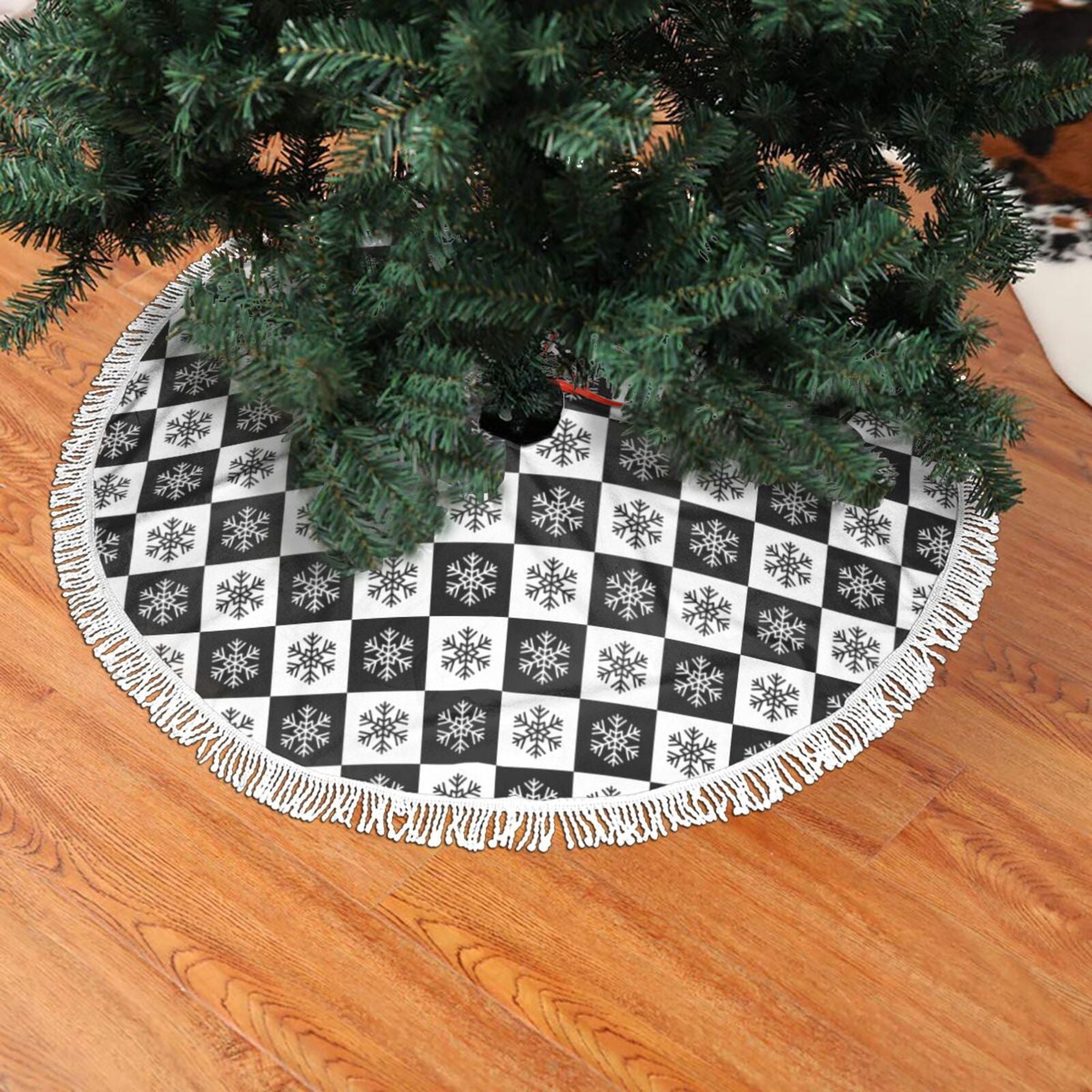Christmas Tree Skirt, Checkerboard With Snowflake 1 Christmas Tree ...
