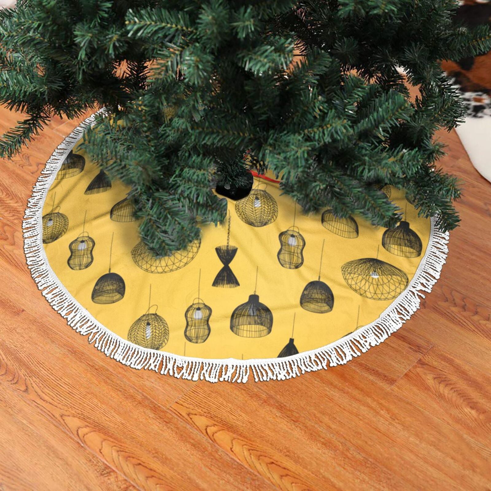 Christmas Tree Skirt, Light Bulbs Print yellow Christmas Tree ...