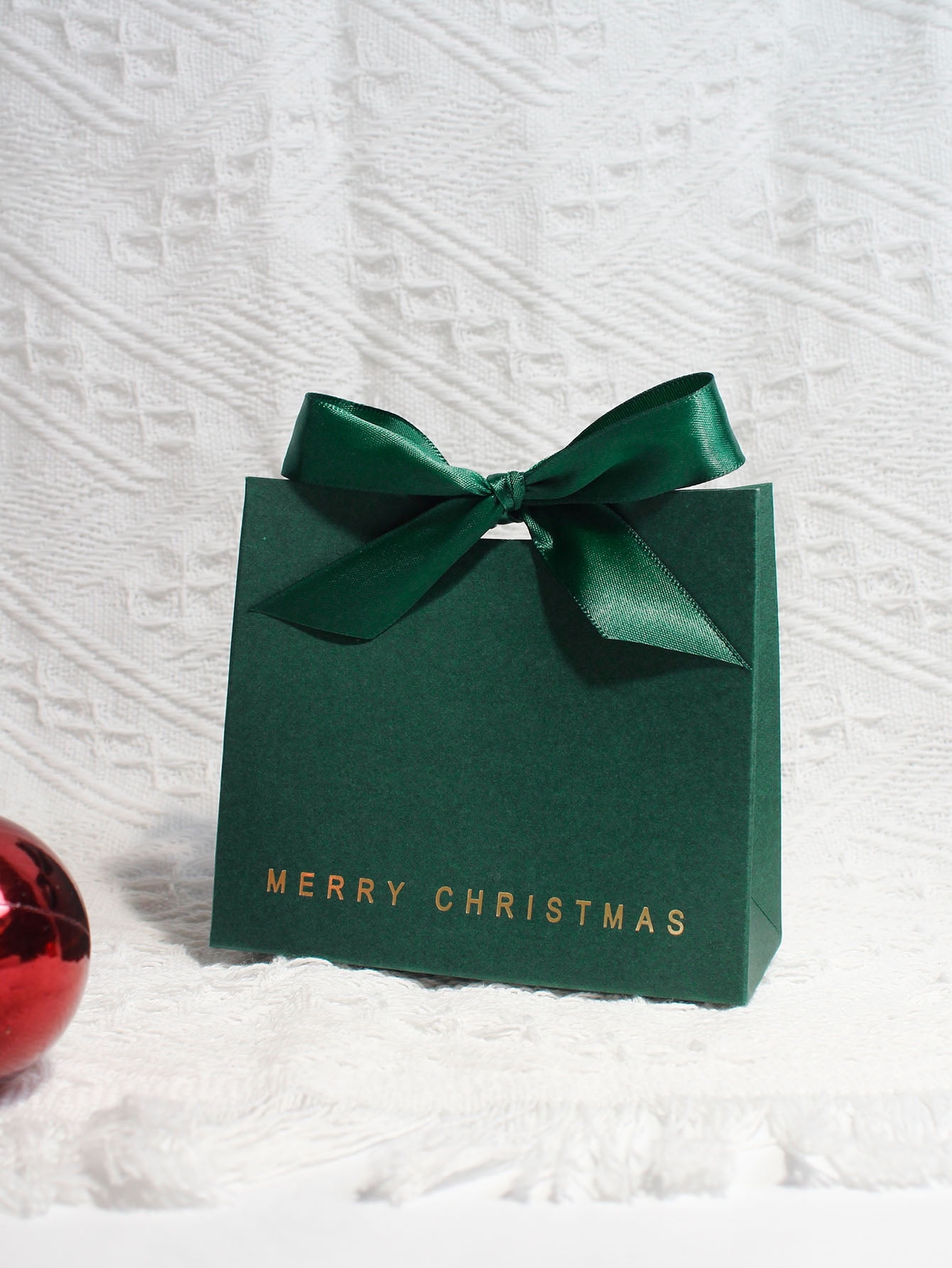 Christmas exquisite design candy box, holiday dinner, ribbon, 11.5x4 ...