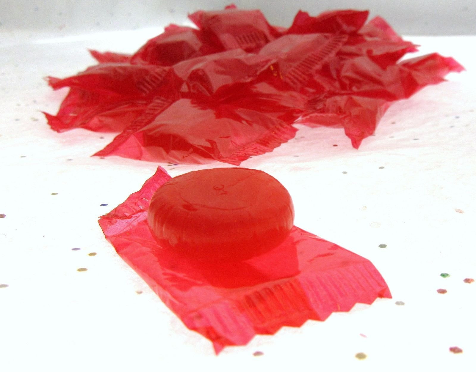 Cinnamon Discs 16oz Sweet Smiles Candy Cinnemon Cinimon One Pound ...