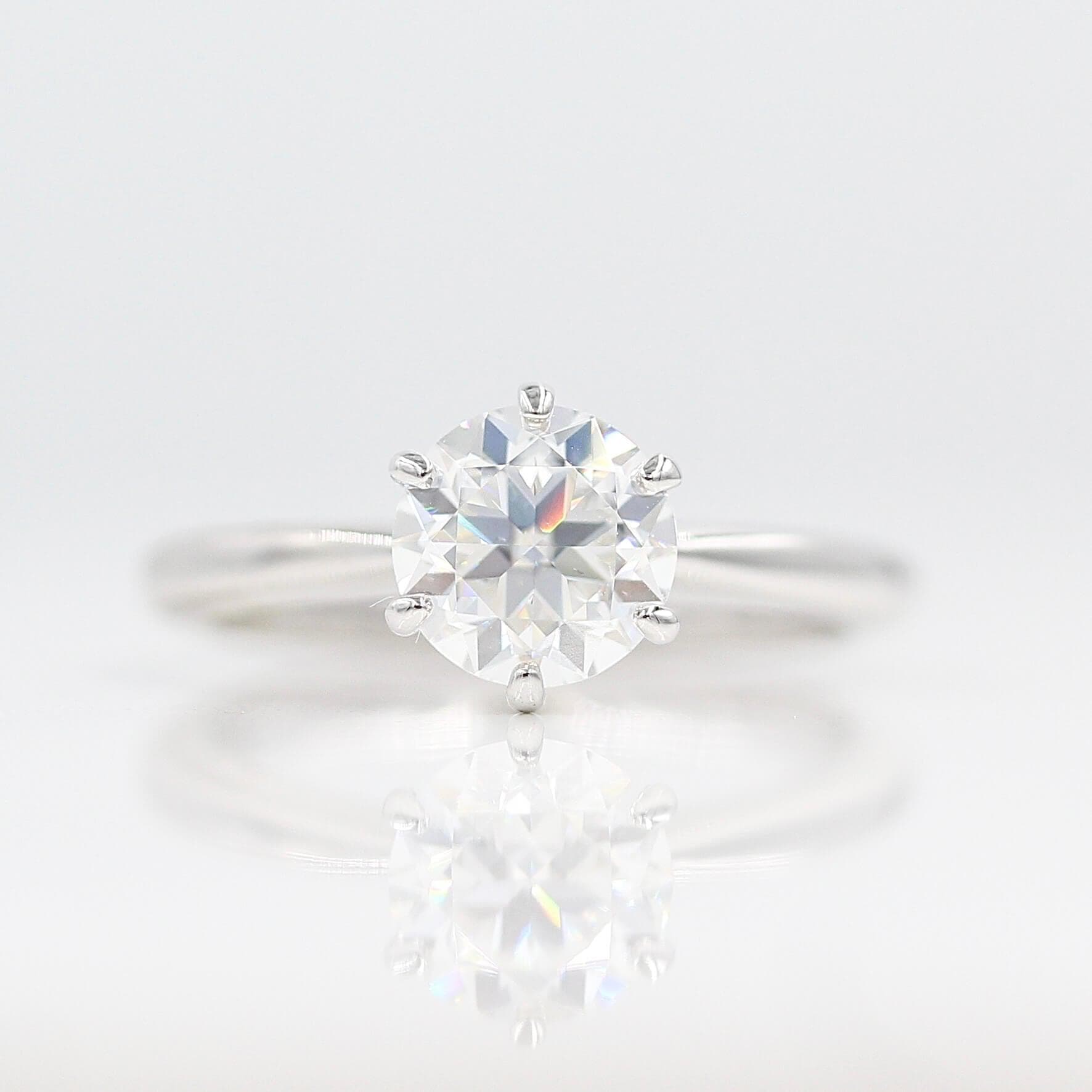Circle Jewel 1.3 Ct Round Cut Moissanite Engagement Ring - Moissanite ...