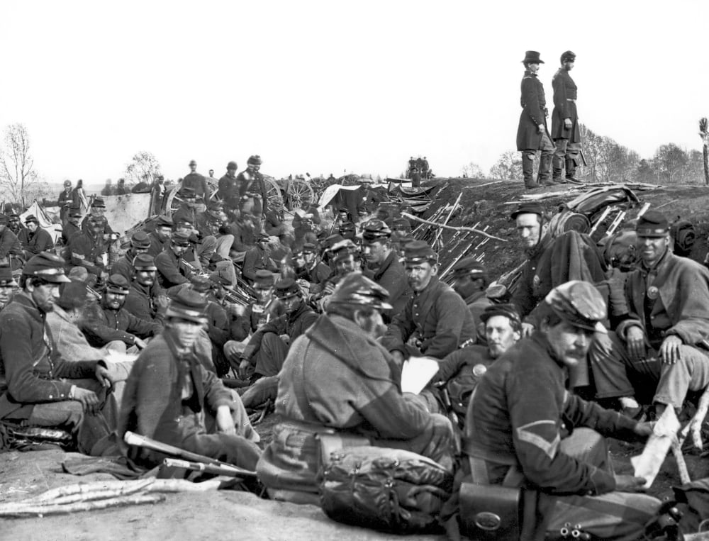 Civil War: Petersburg, 1864. /Nunion Army Troops In A Trench Before ...