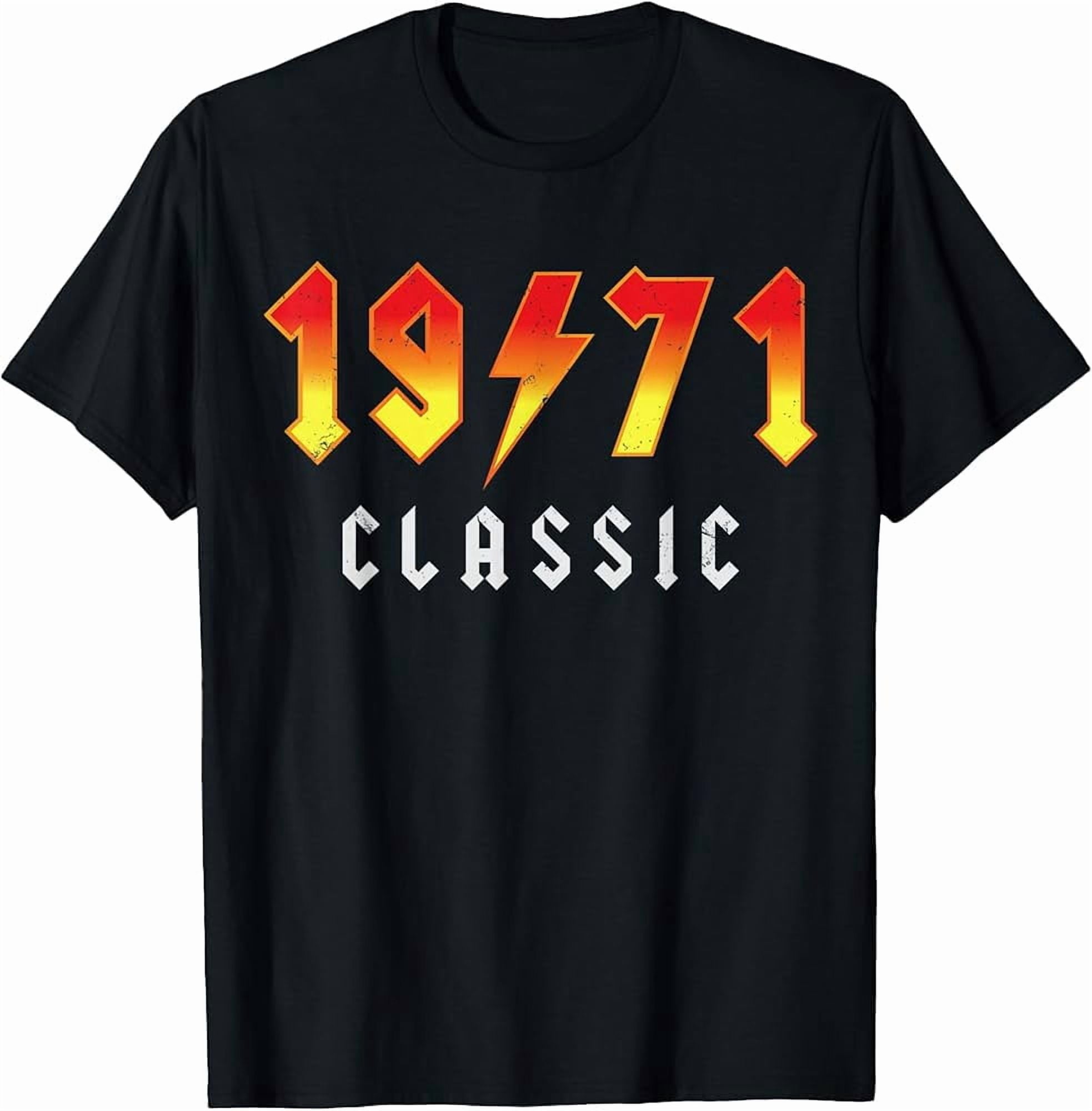 Classic 55 Birthday Decorations T-Shirt for Men, 1971 Retro Design with ...