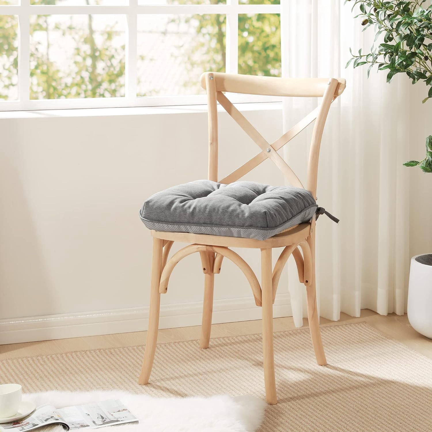 Classic Accessories Montlake Water-Resistant 17 x 17 x 3 Inch Square ...