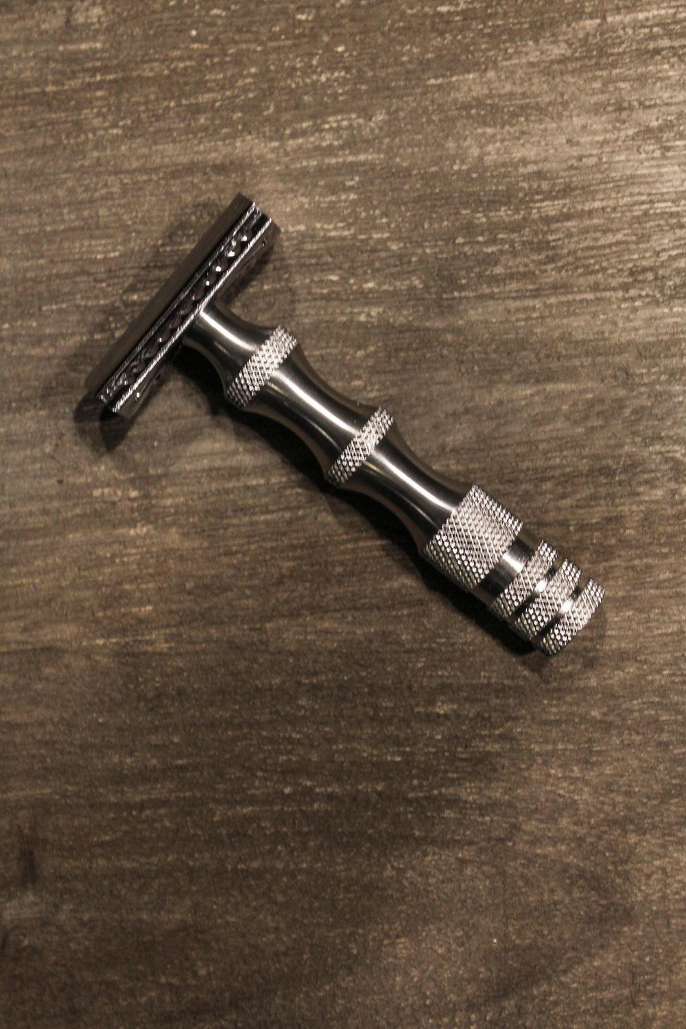 Classic Collection Double Edge Safety Razor 84S, Stainless Steel Open ...