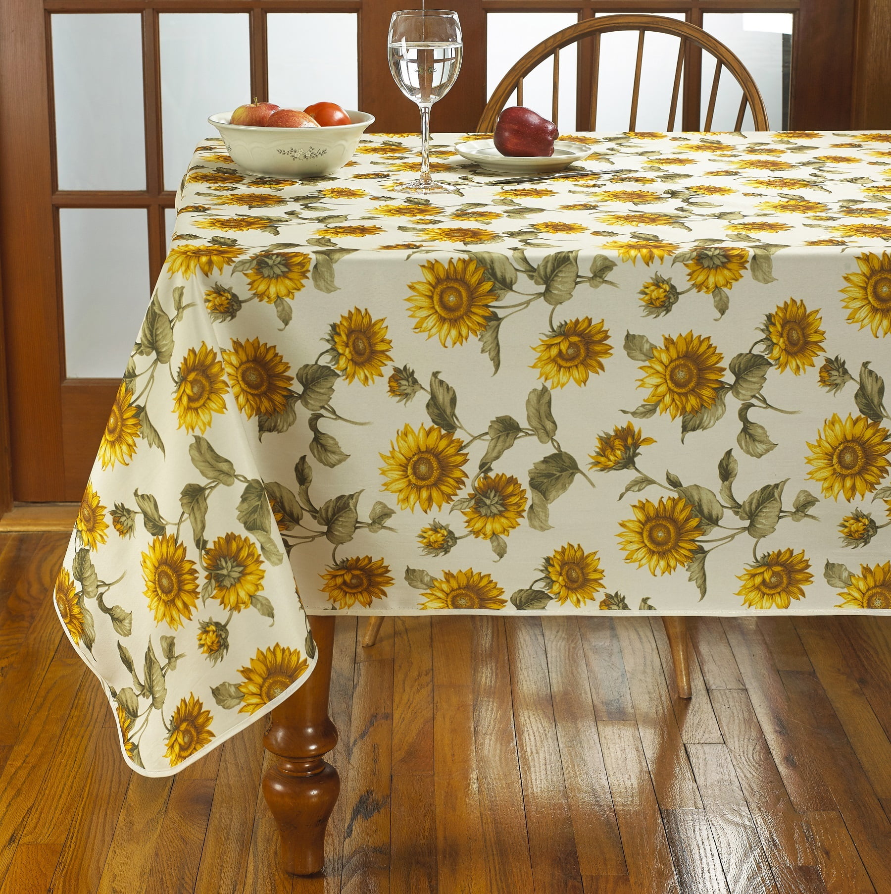 Classic Euro Sunflower Tablecloth With Large Sunflowers Design ...
