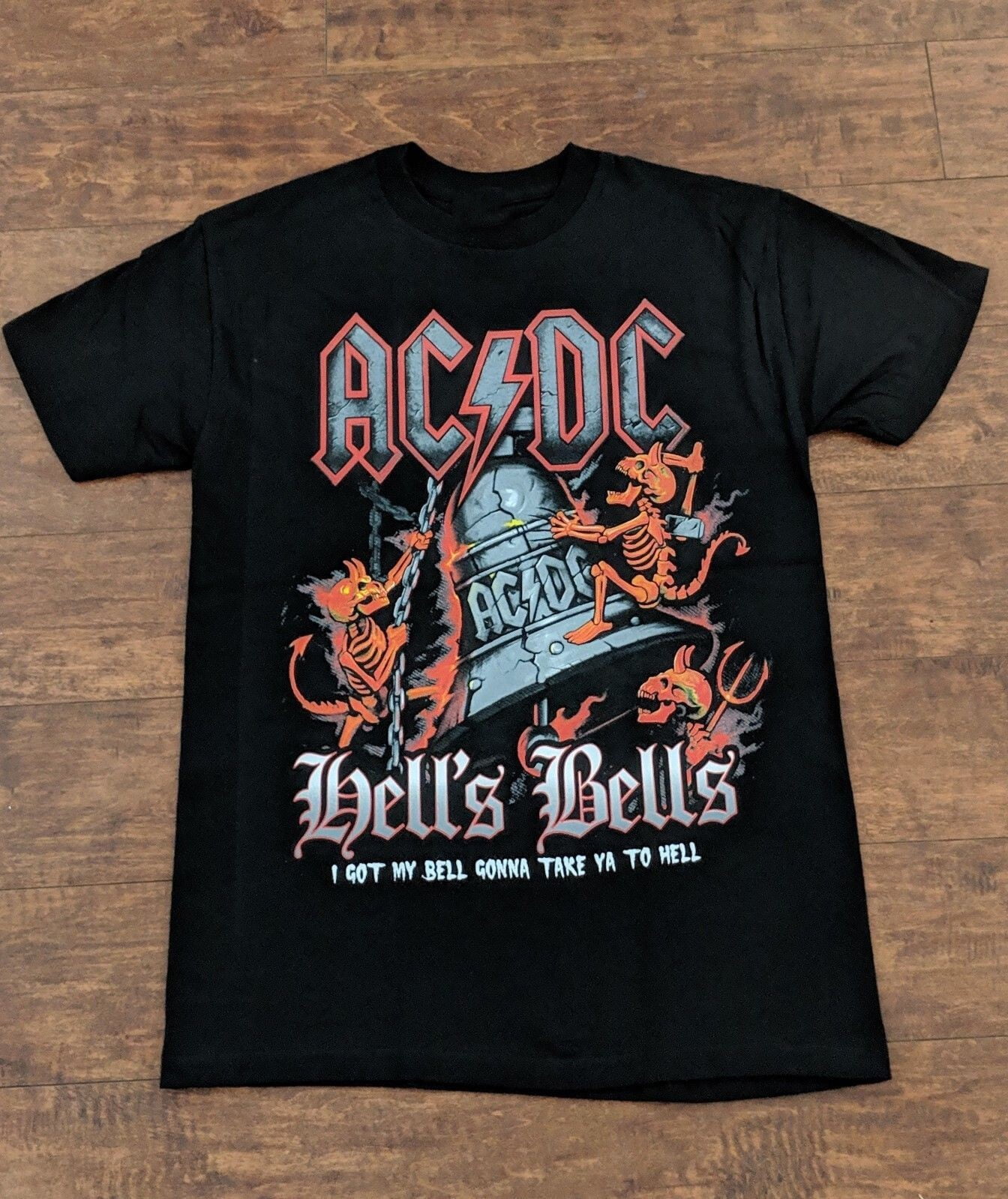 Classic Hard Rock-Inspired Shirt with Thunderbolt Soundwave Graphic, S ...