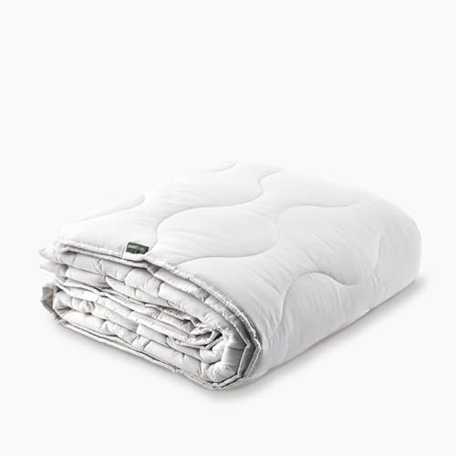 Classic Medium Queen Comforter - 100% Traceable Hypoallergenic ...
