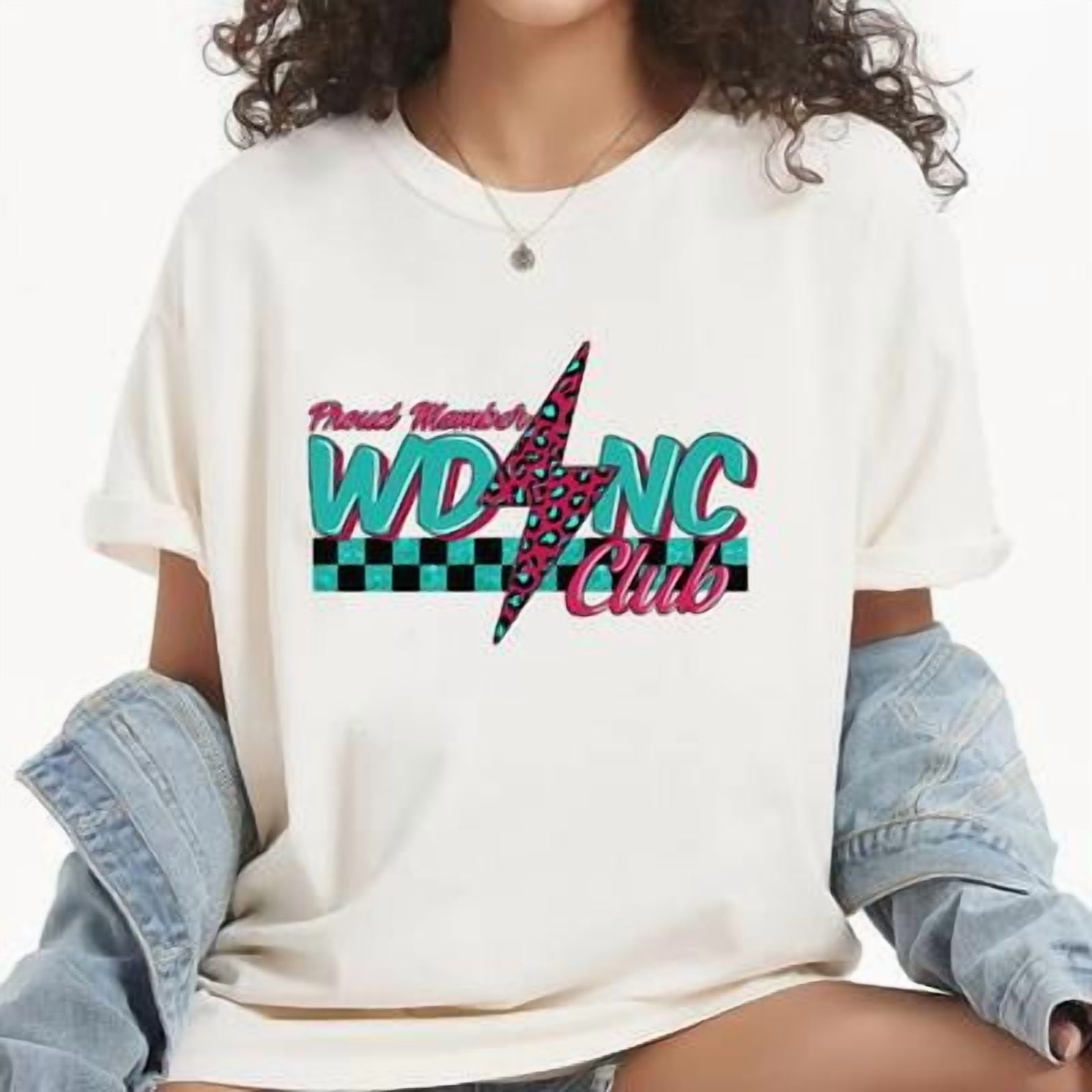 Classic Meets Casual – Crew Neck T-Shirt with Nostalgic 'Proud Member ...