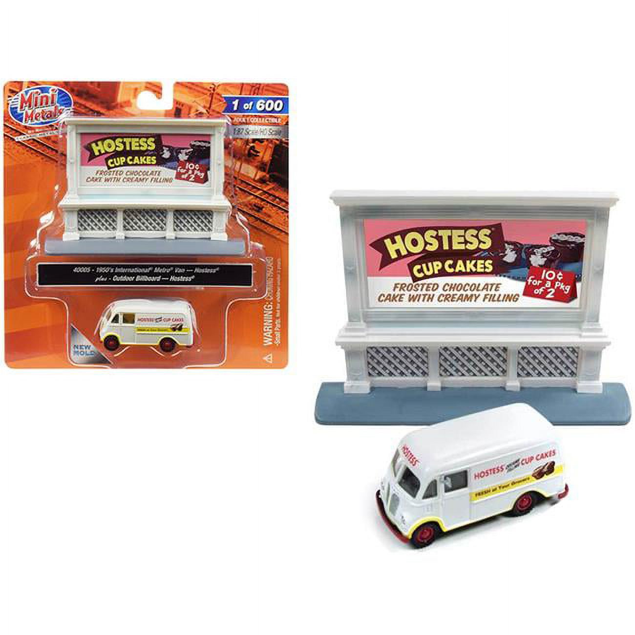 Classic Metal Works 40005 1950 International Metro Van White with ...