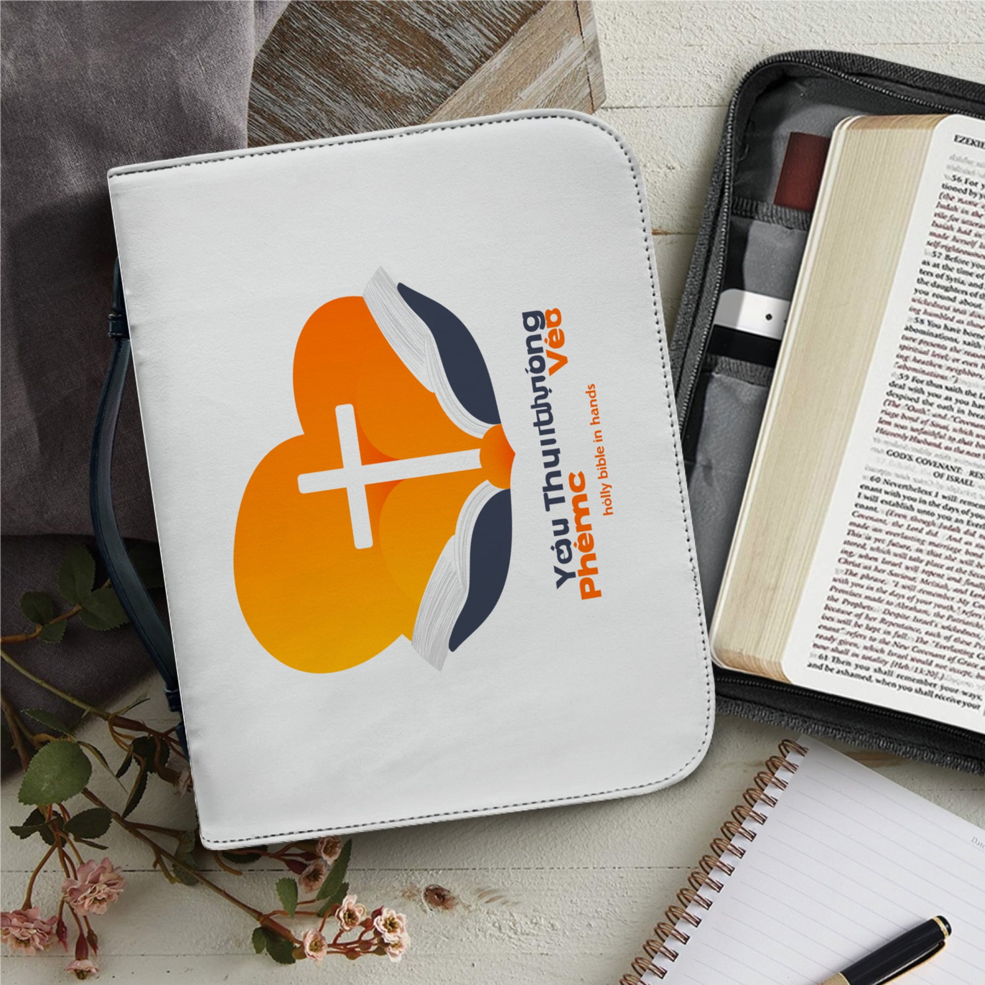 Classic Print Bible Bag for Women Zipper Handle Handbags Bible Leather ...