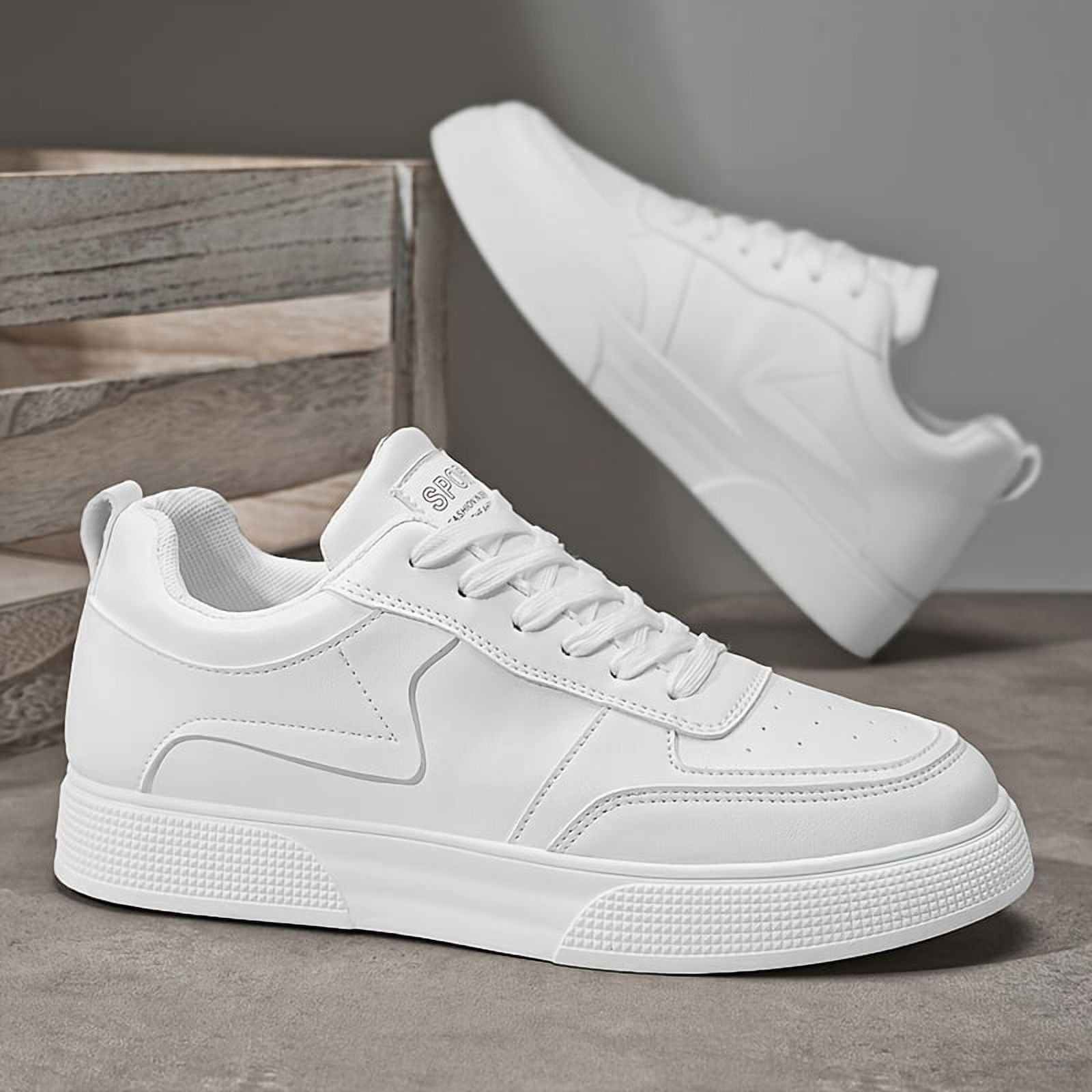 The Classic White Men'S Sneakers Feature A Easy And Comfortable Inner ...