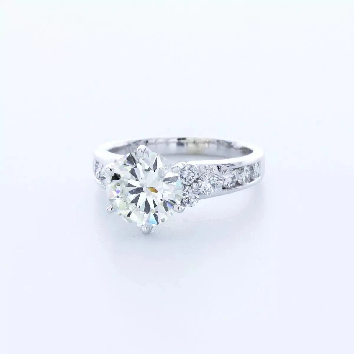Classic Women's Engagement Band, 1.5 CT Round Brilliant Cut Simulated ...