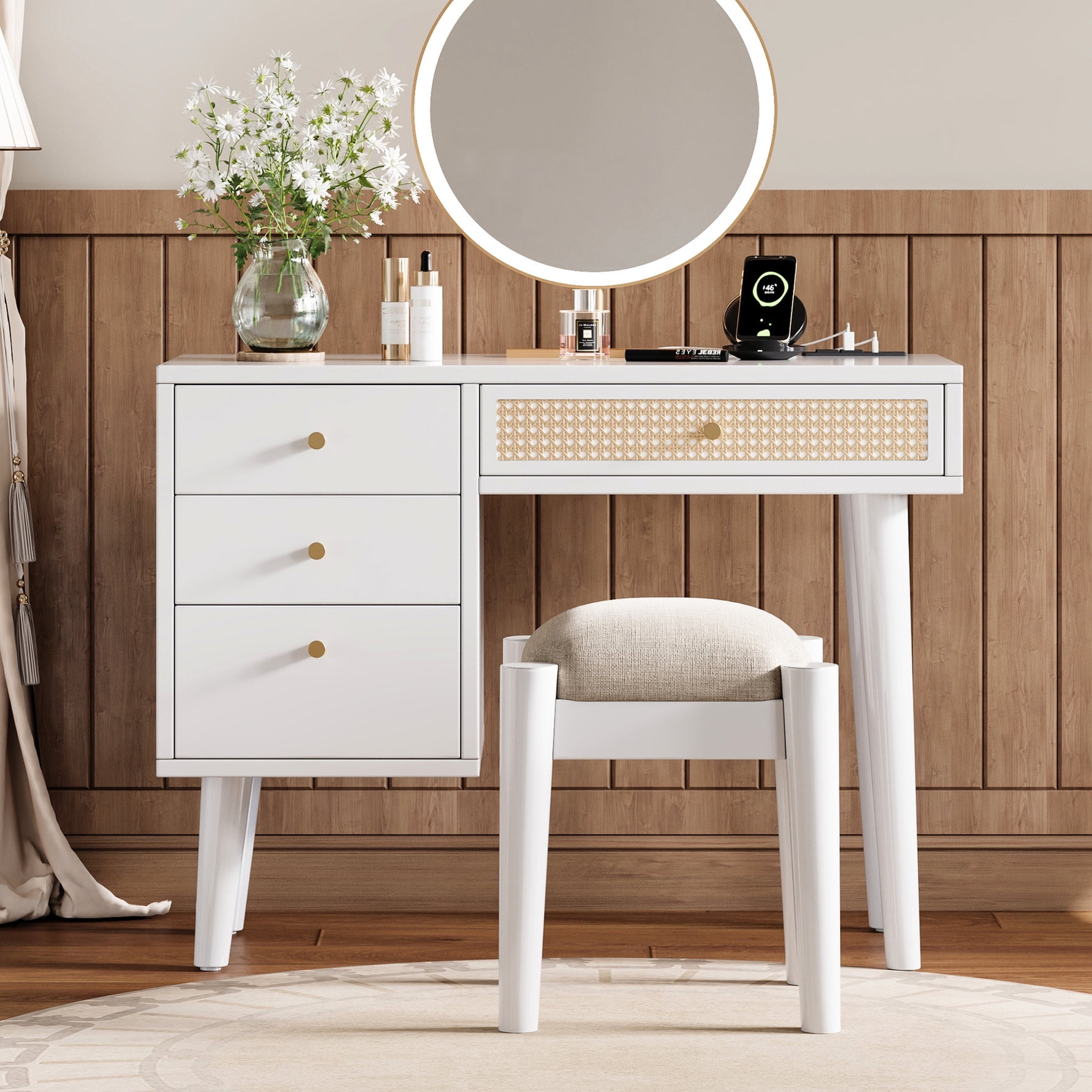 Classic dressing set with rattan design and charging | Enhance your ...