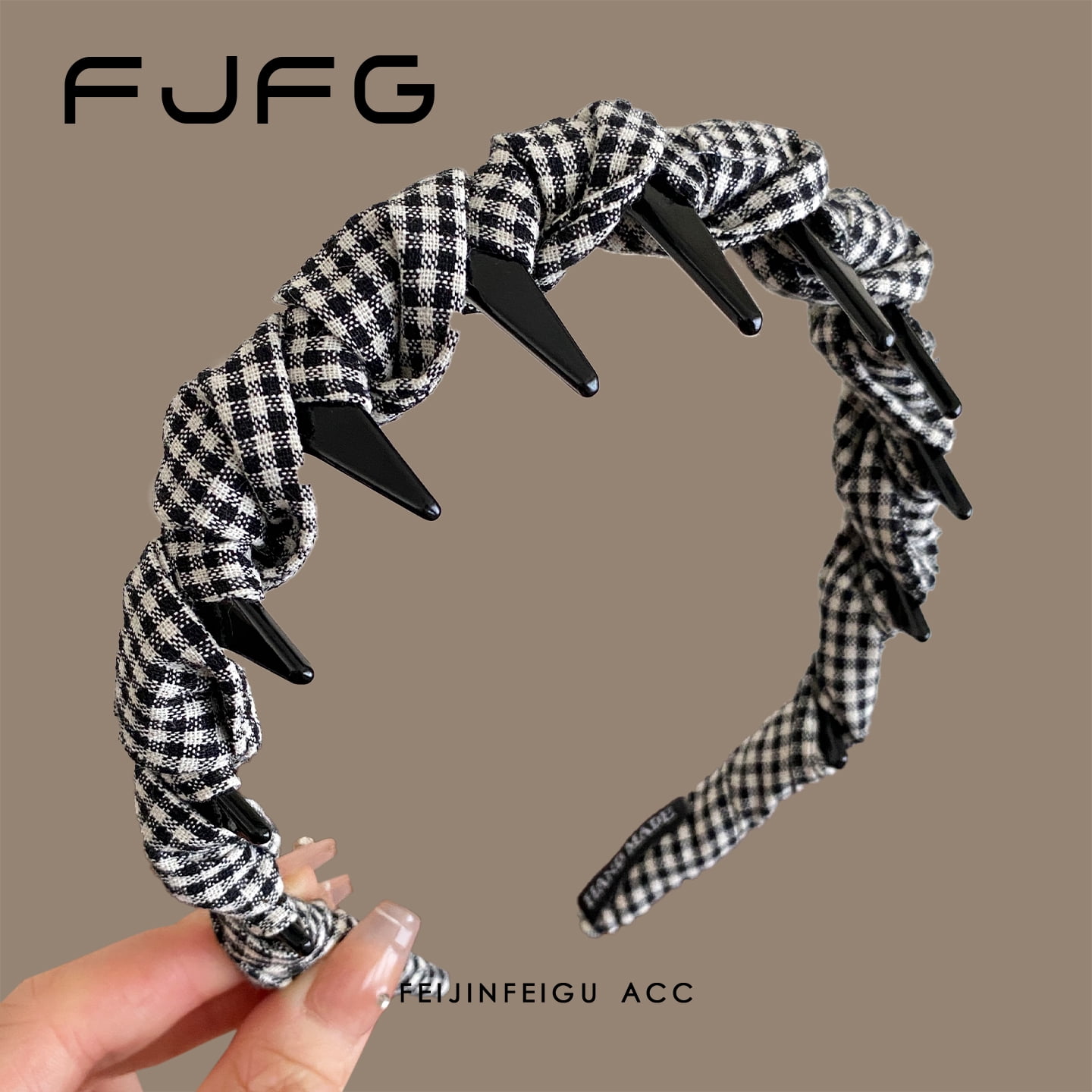 Classic versatile black and white checkered hairband with teeth for ...
