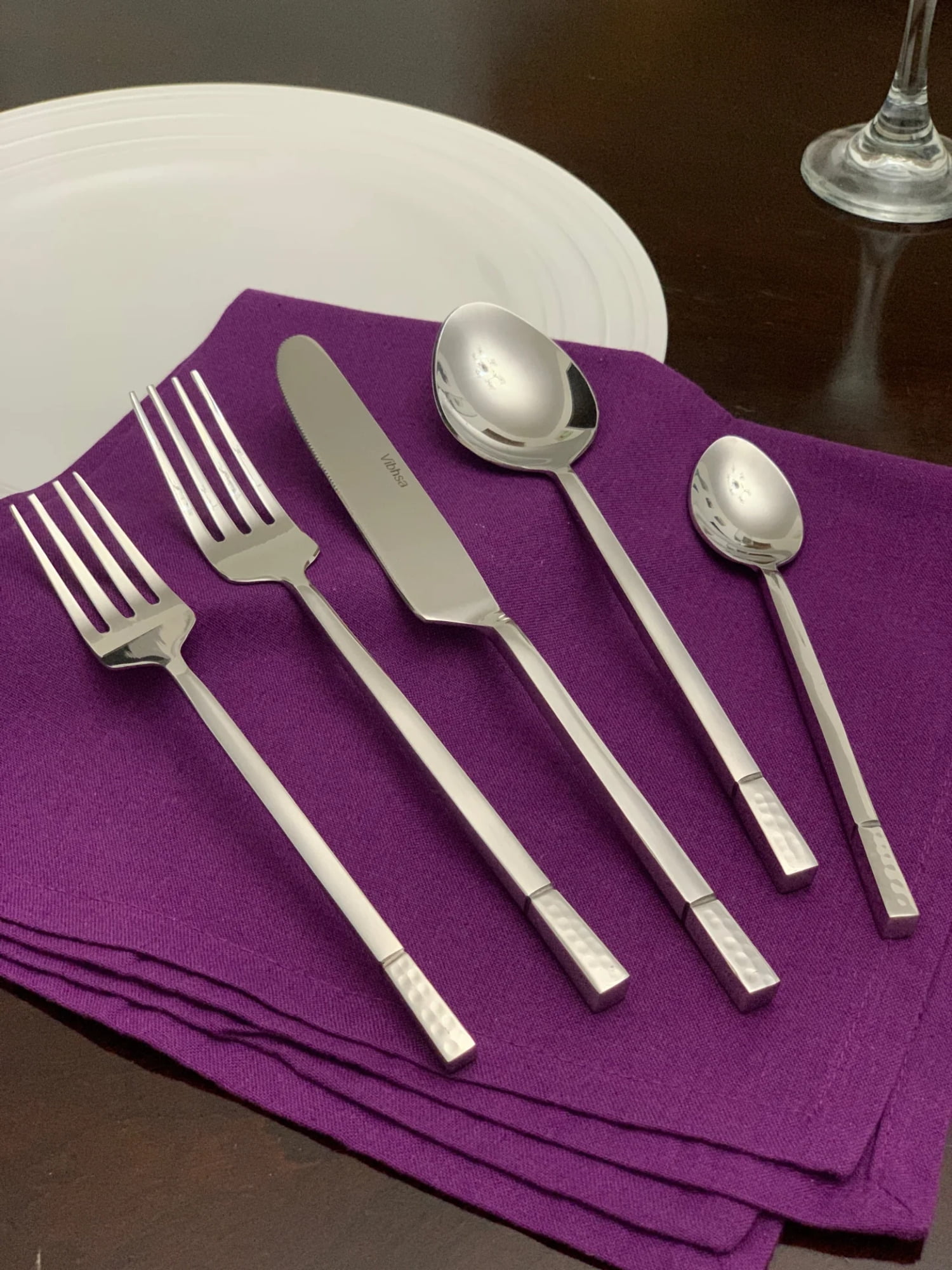 Classy R Us Vibhsa Silver Hammered Stainless Steel Flatware Set of 20 ...